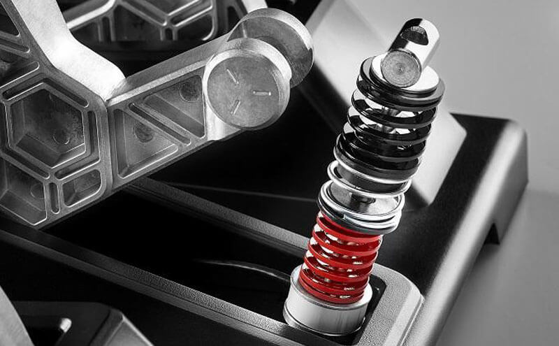 Thrustmaster T-LCM Pedals - Pédalier Thrustmaster sur Materiel.net